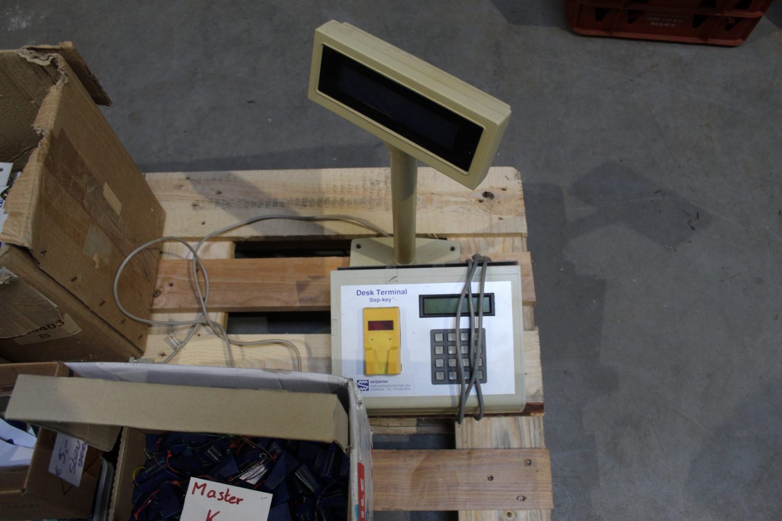 Onderdelen te koop van een Sep-Key systemen t.b.v. betaalde douches met ...